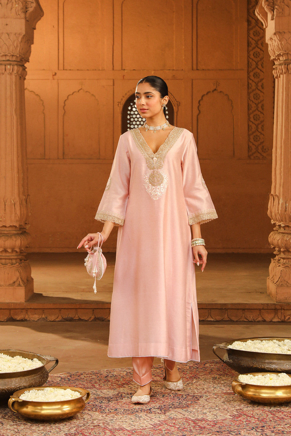 AGASHE – The Best Multi Designer Store